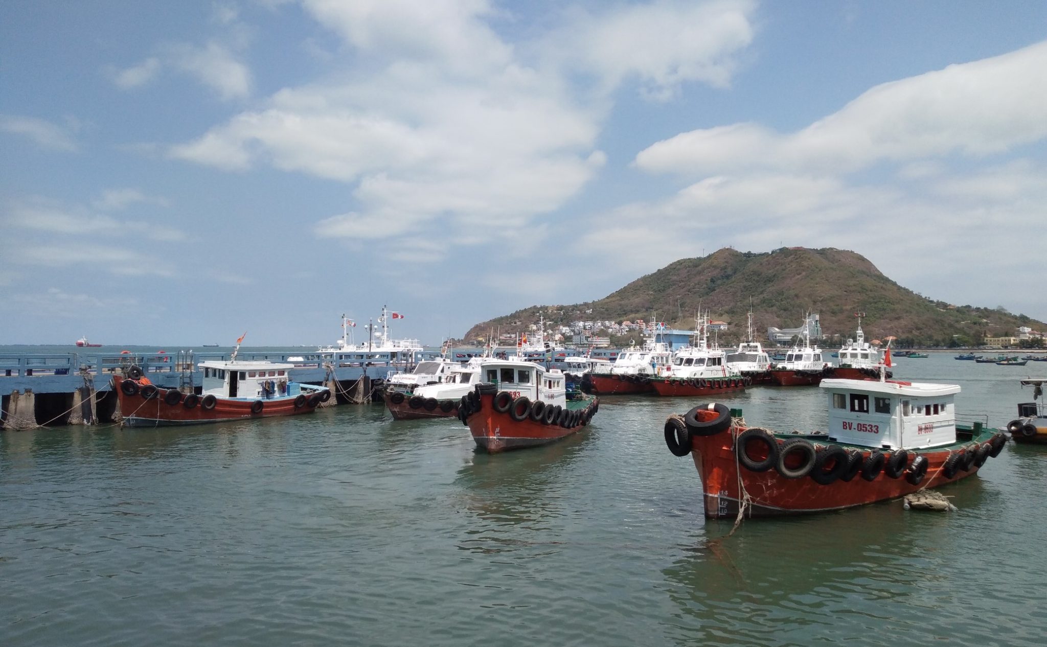 Cau Da Port - Vung Tau